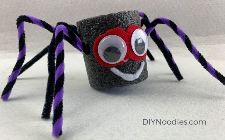 Easy DIY Pool Noodle Spider Craft | DIY Noodles